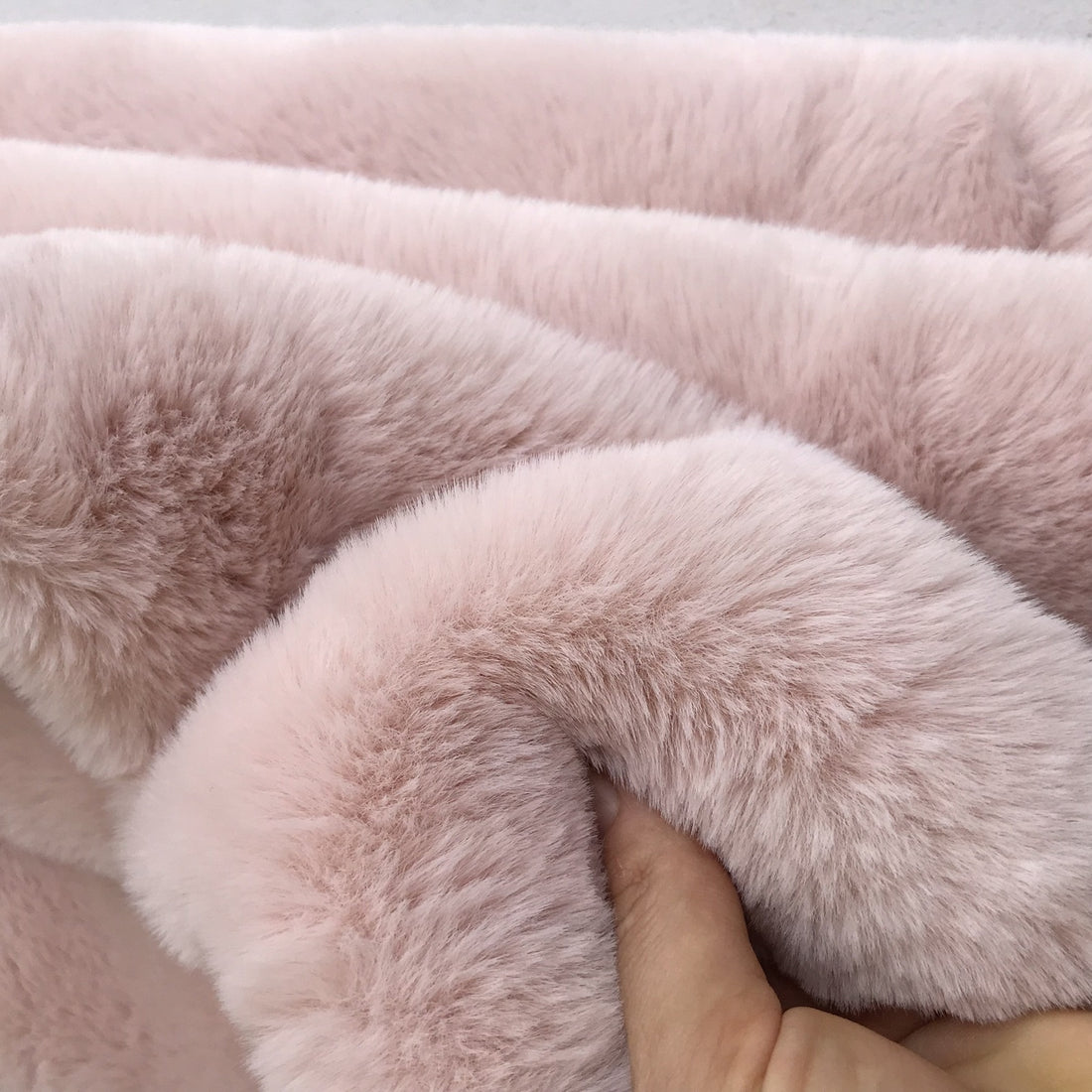 FAUX FUR – page– Furaddiction & Emma's Bears